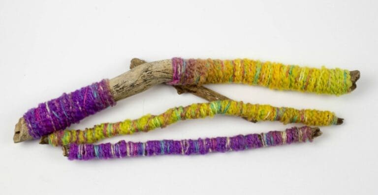 Yarn Wrapped Sticks – Super Simple Kids Craft | Mum In The Madhouse