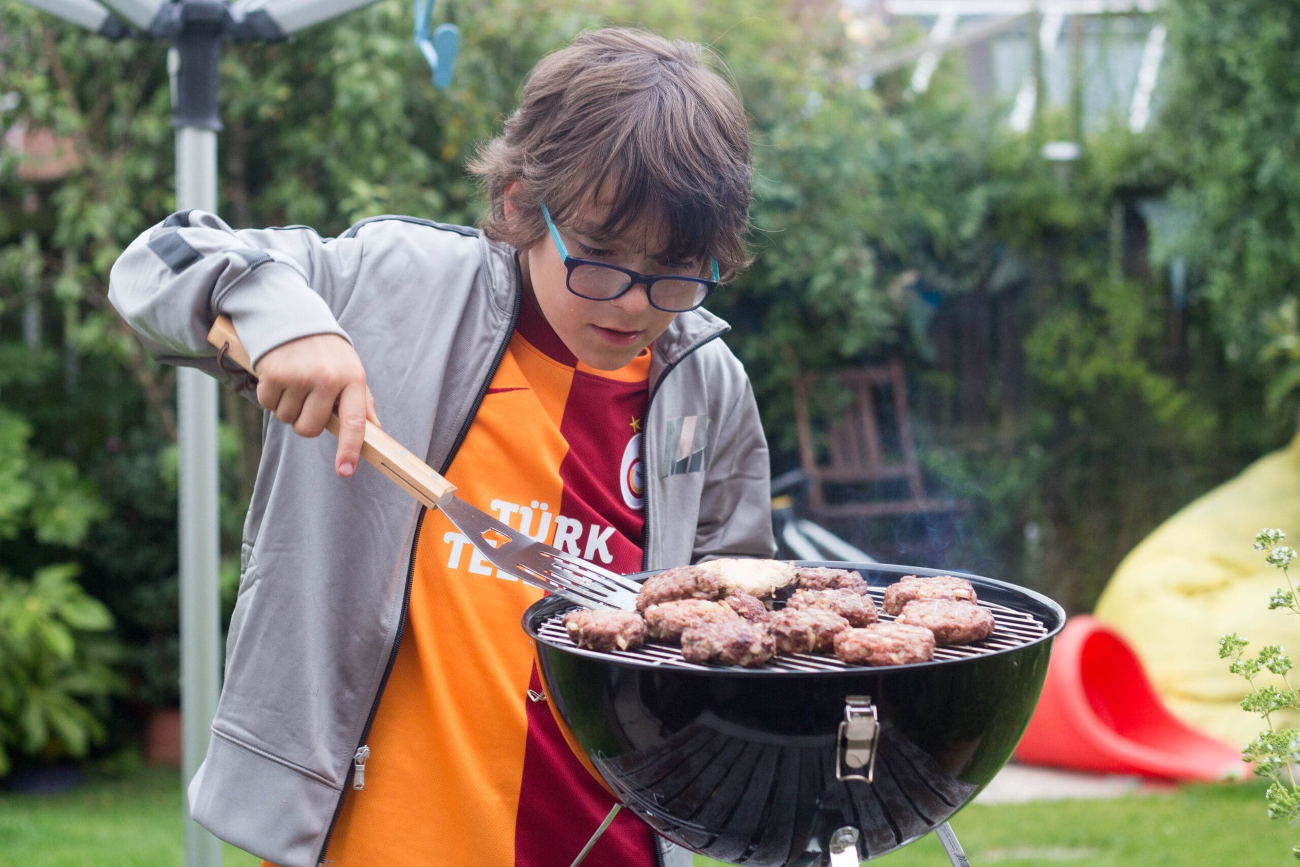 Homemade Burgers - Cooking with Kids | Mum In The Madhouse