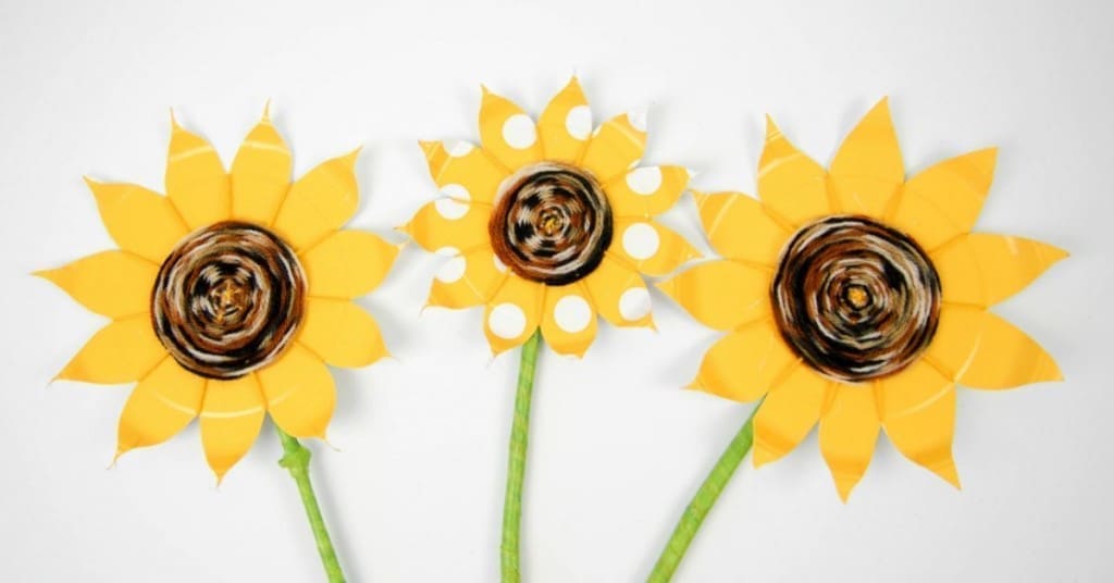 Paper Plate Sunflower Weaving Tutorial – Fun and Easy Craft for Kids ...