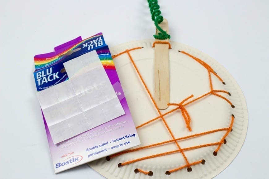 Pumpkin Paper Plate Lacing Craft for Kids – Fun Halloween Activity