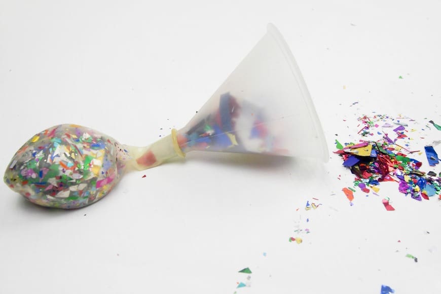 DIY Balloon Confetti Popper for New Year's Eve – Fun and Festive Craft ...
