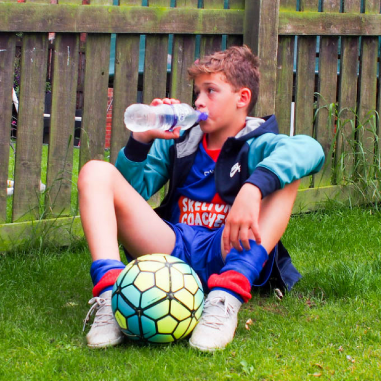 Tips for Keeping Kids Hydrated Over Summer | Healthy Hydration Guide
