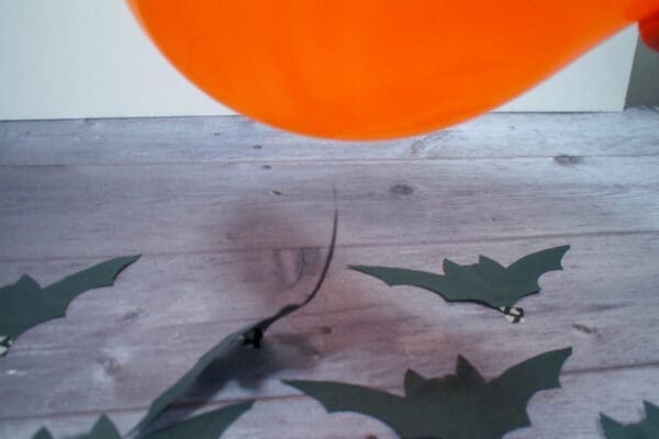 Ghastly Ghosts and Bats – Kids' Crafts and Science Experiments for ...
