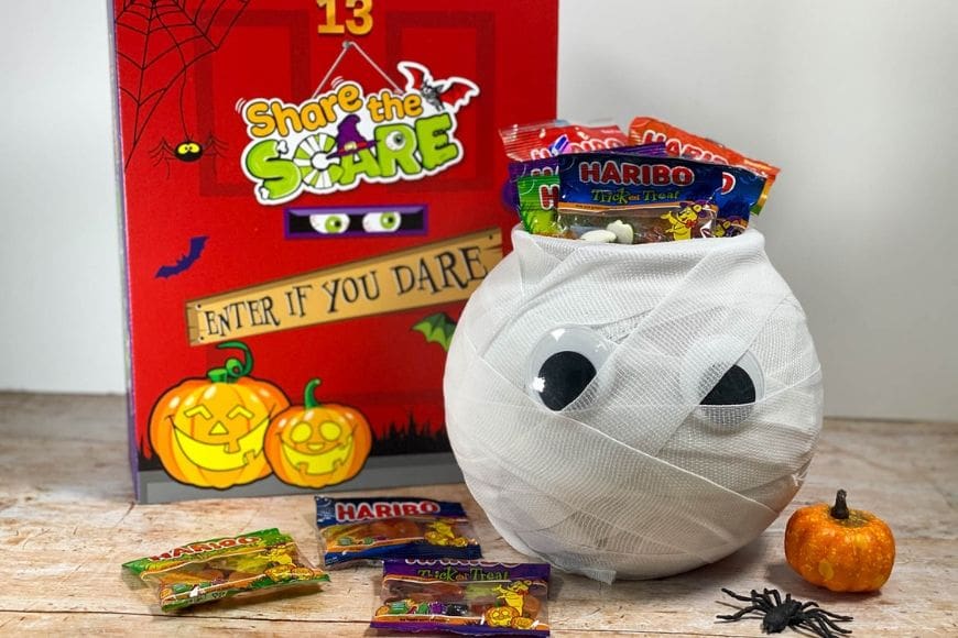 DIY Mummy Trick or Treat Bowl: Spooky Halloween Craft for All Ages