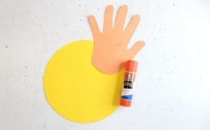 Handprint Sun Craft - A simple Kids Craft | Mum In The Madhouse