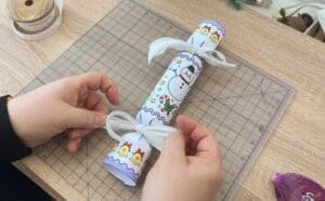 DIY Christmas Cracker Colouring Printables for Kids – Fun Holiday Craft