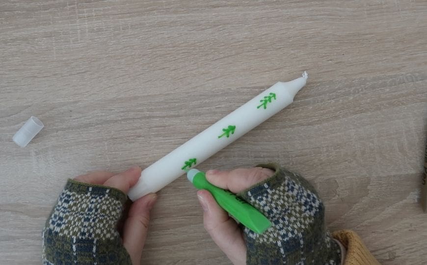 DIY Festive Painted Candles with Wax Candle Pens: Christmas Trees ...