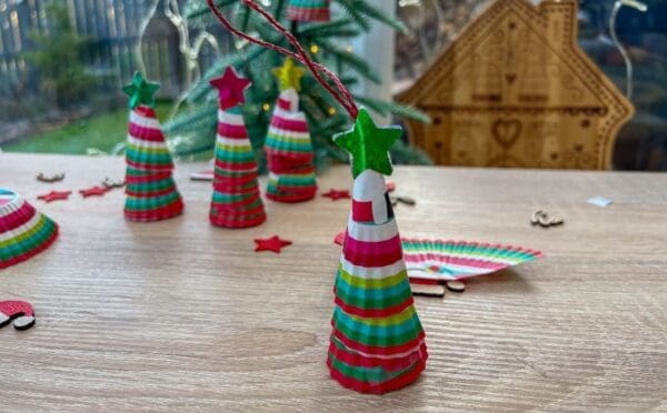 Treemendously Easy Lollipop Christmas Trees - Festive Craft for All Ages