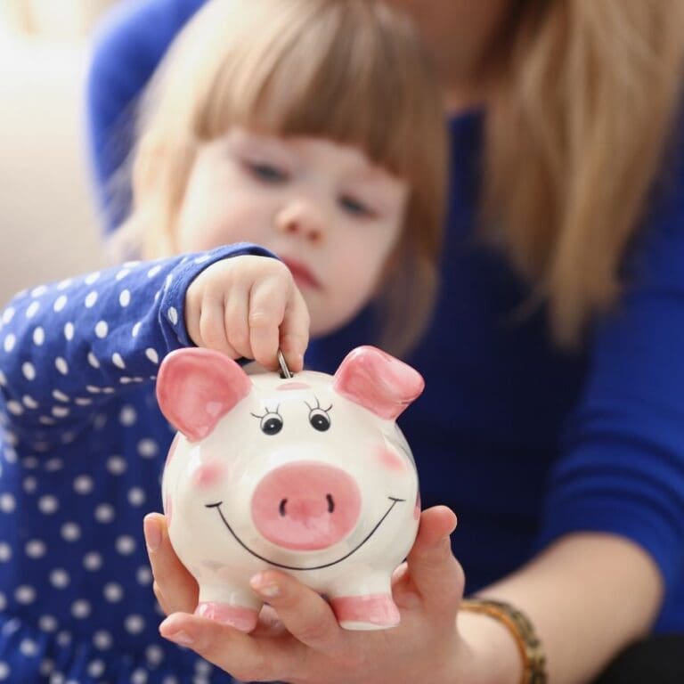 Smart Money Strategies for Single Parents in the UK – Budgeting, Saving ...